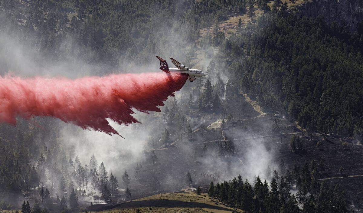 Wildfire on Mount Helena burns 18 acres Sunday