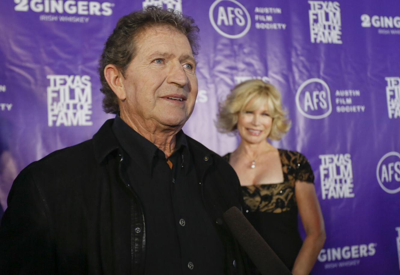 Photos: Remembering singer-songwriter Mac Davis, 1942-2020