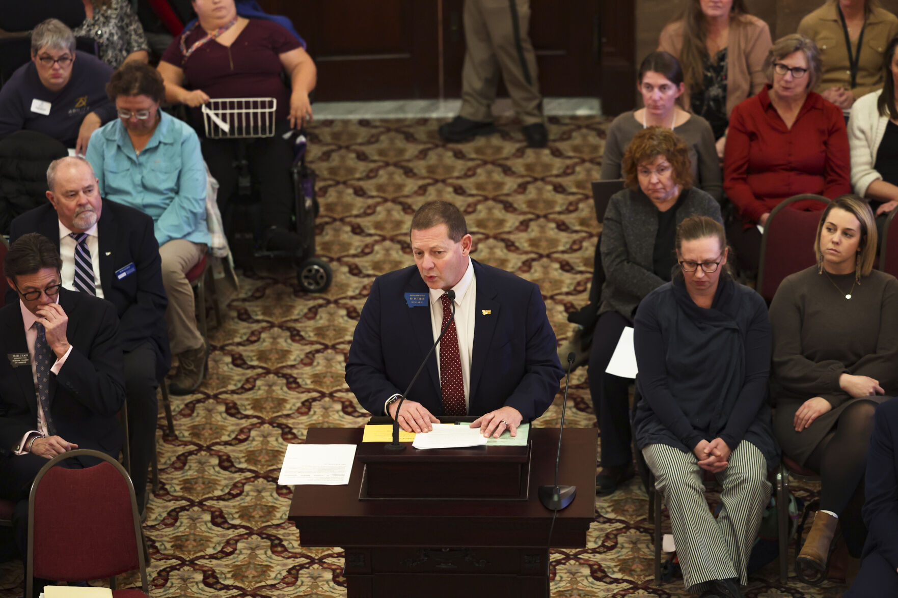 Gianforte signs bill extending Montana Medicaid expansion