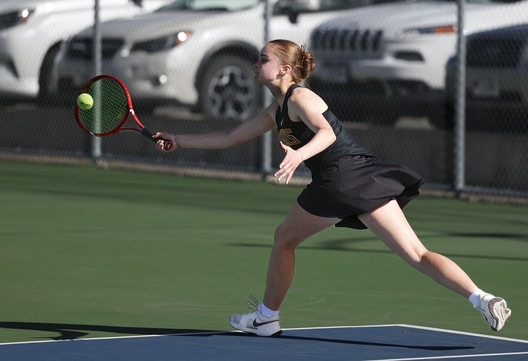 Capital sweeps first crosstown tennis dual of the season against Helena ...