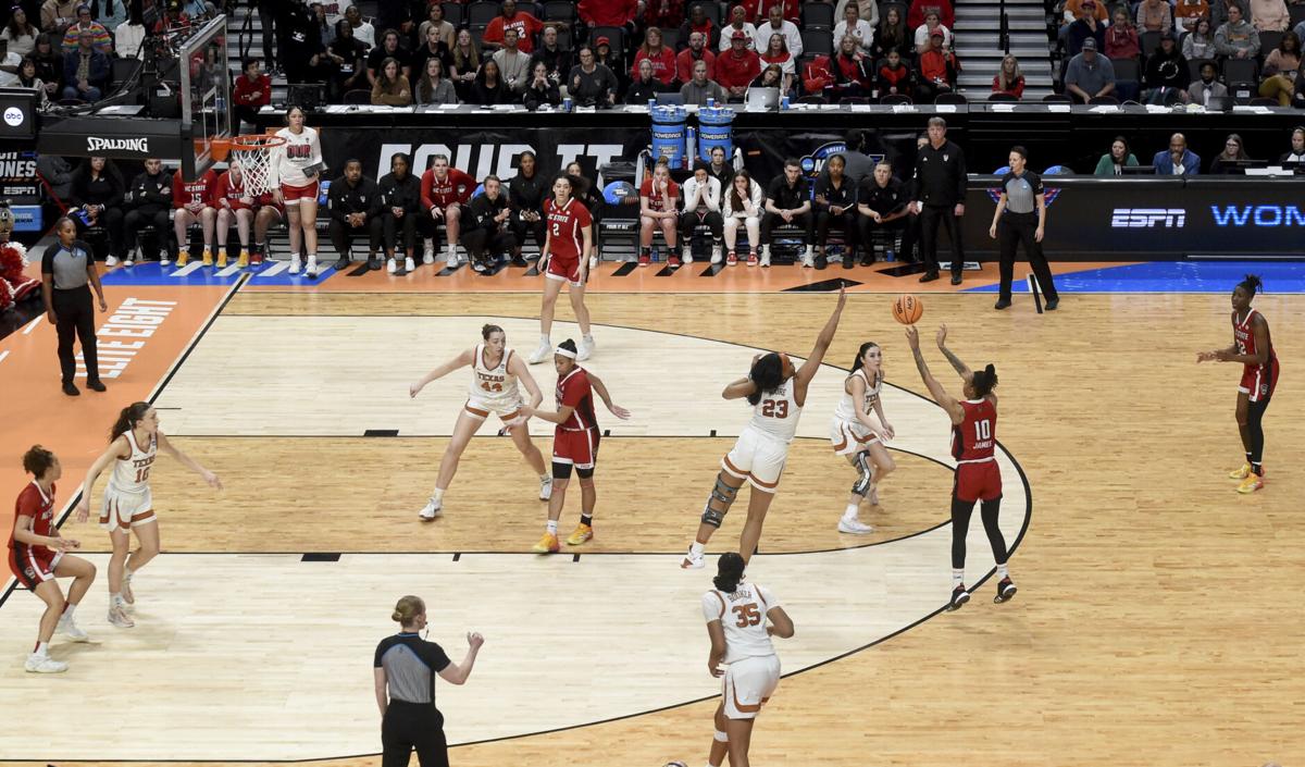 NCAA: 3-point line at Portland site shorter due to supplier