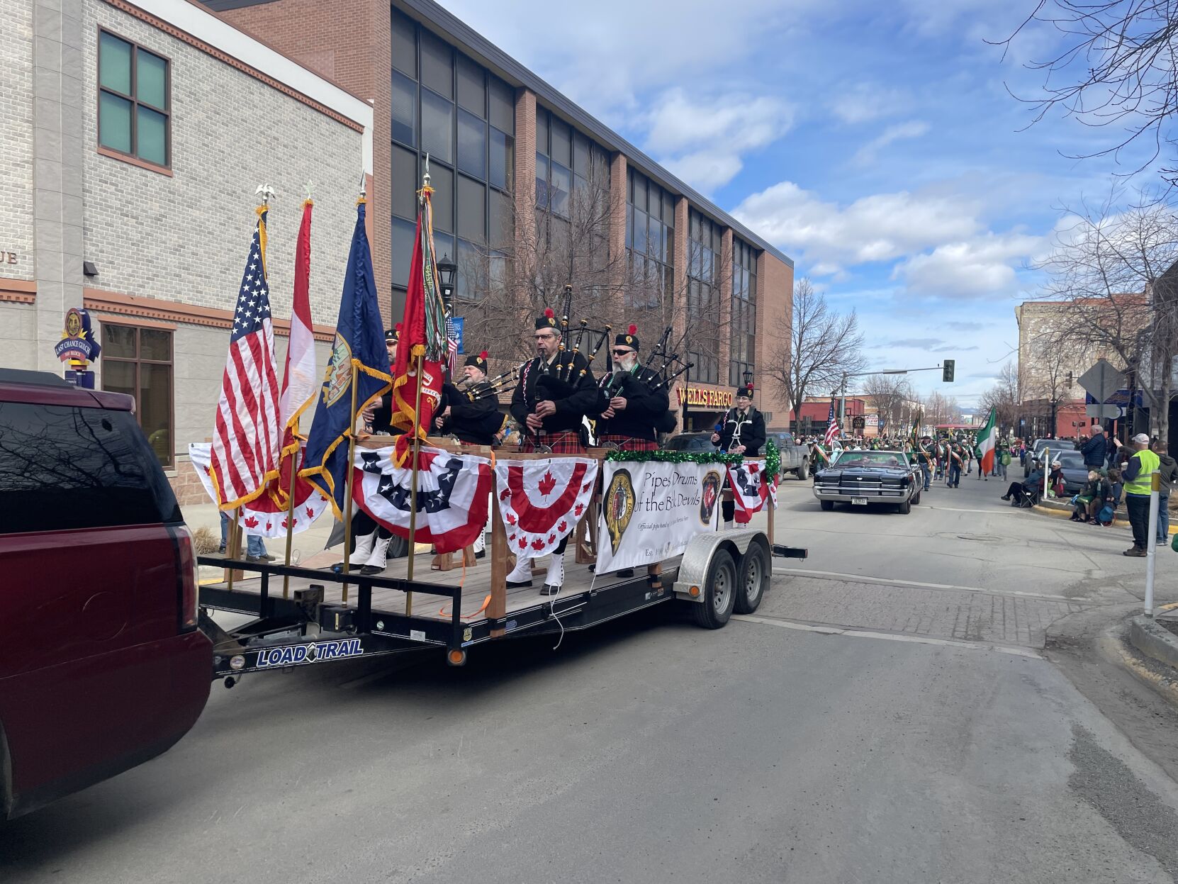 St. Patrick's Day parade snakes through Helena