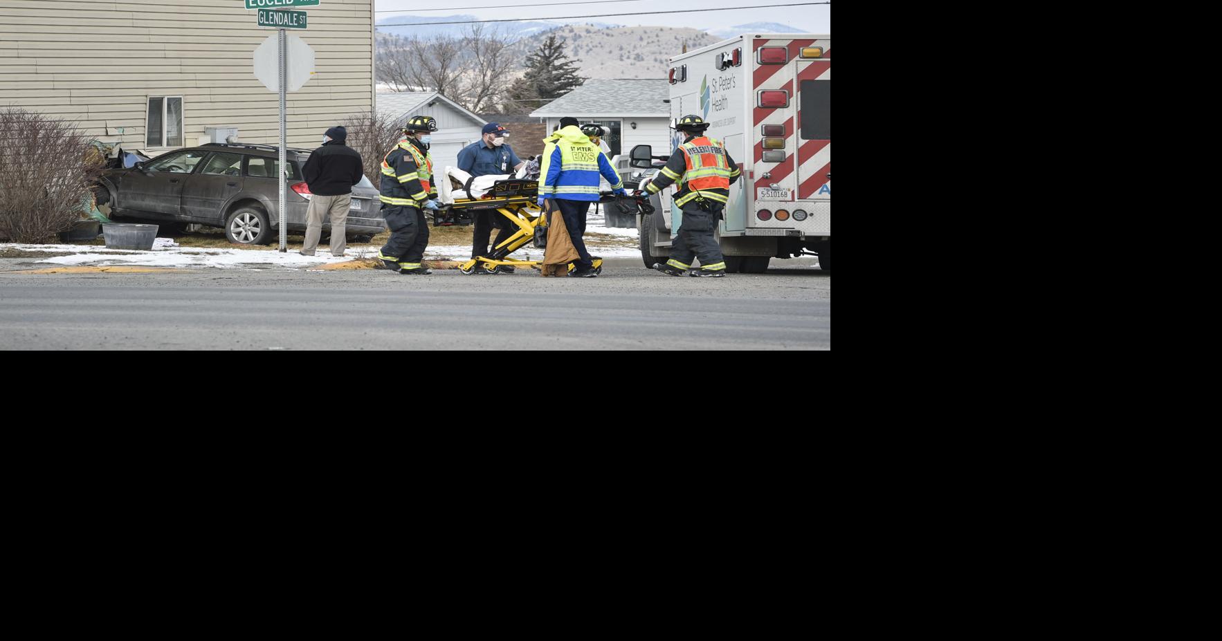 Vehicle crashes into apartment in Helena