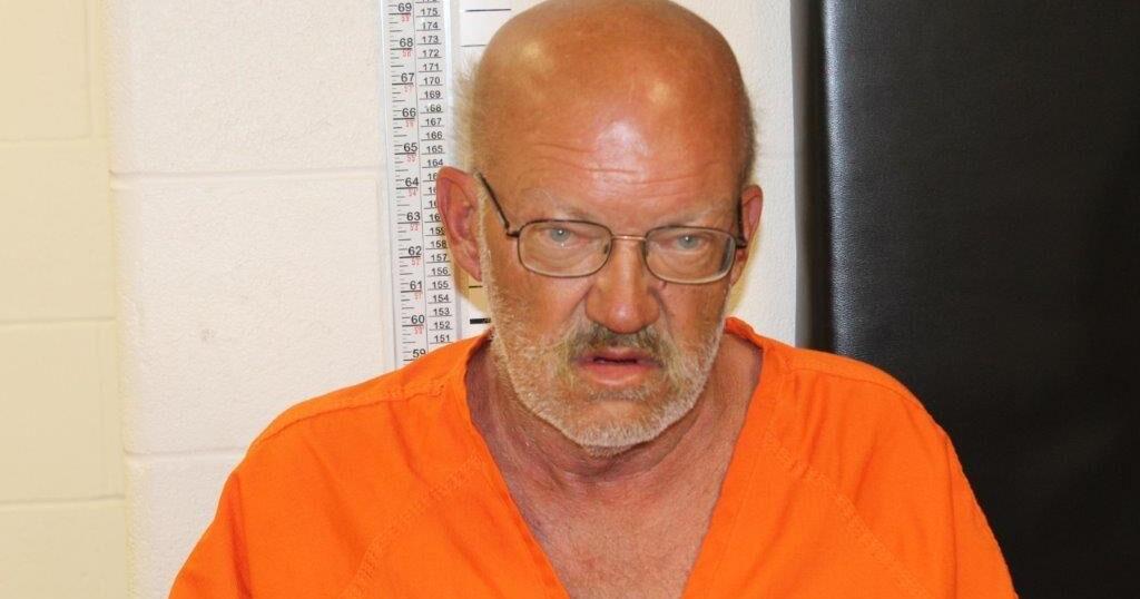 Helena man charged with robbery
