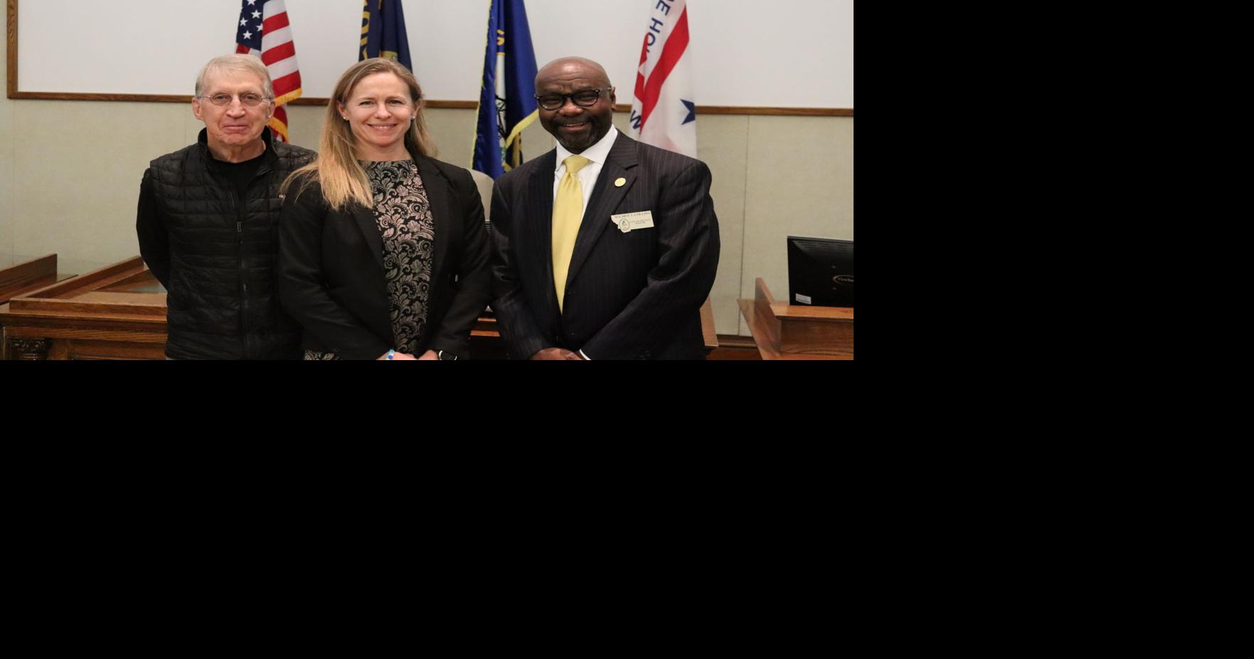 City of Helena swears in mayor, new commissioners