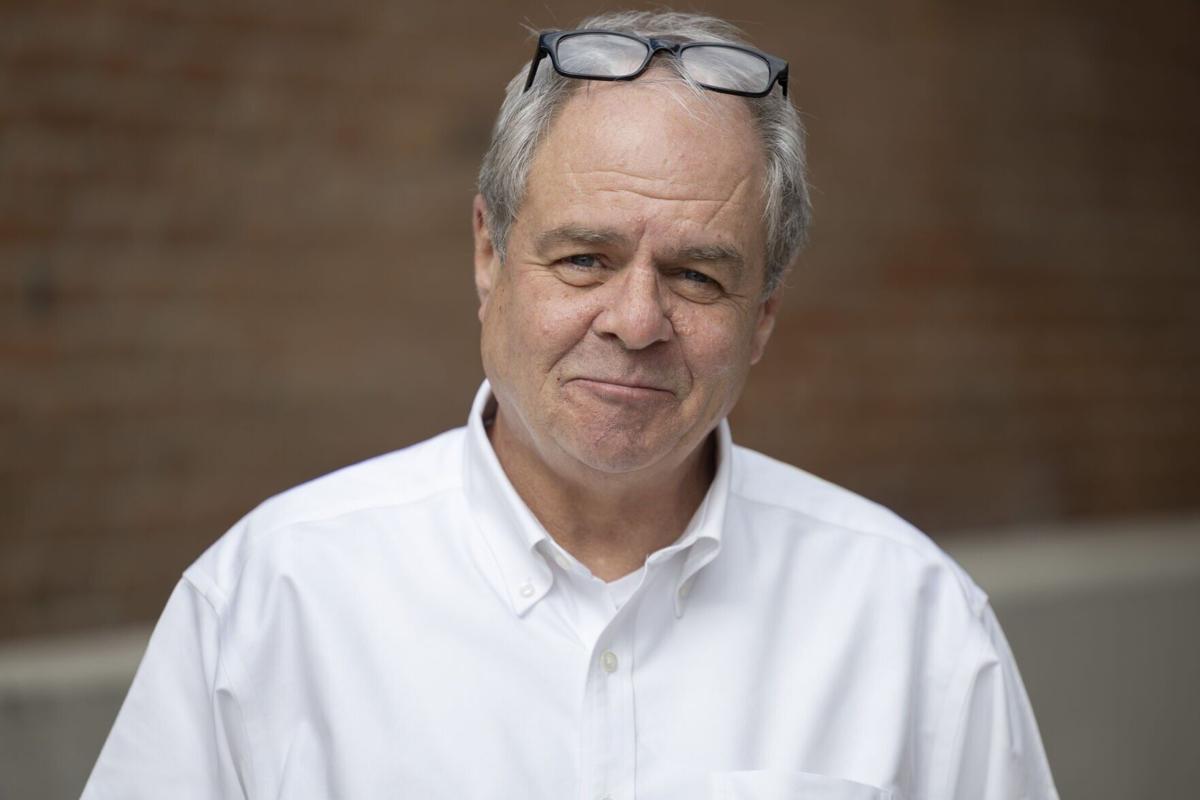 Reporter Mike Smith honored for integrity, quest for truth