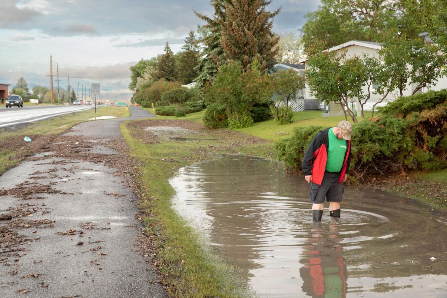 Flash flood sends water flowing through downtown Helena