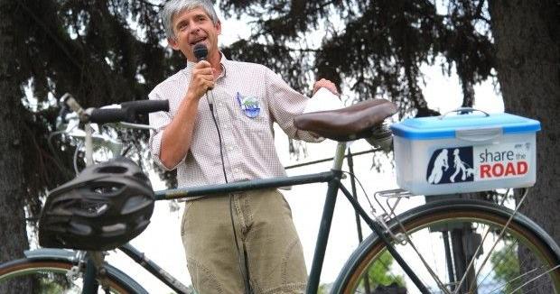 'Andy Baur Day' honors former land trust director