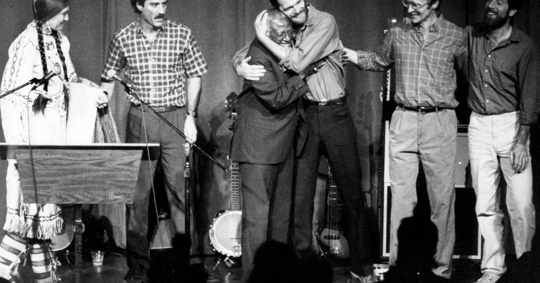 Tutu visited Helena in 1990 to participate in singing group's fundraiser