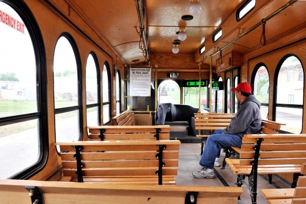 Youth ride trolley for free