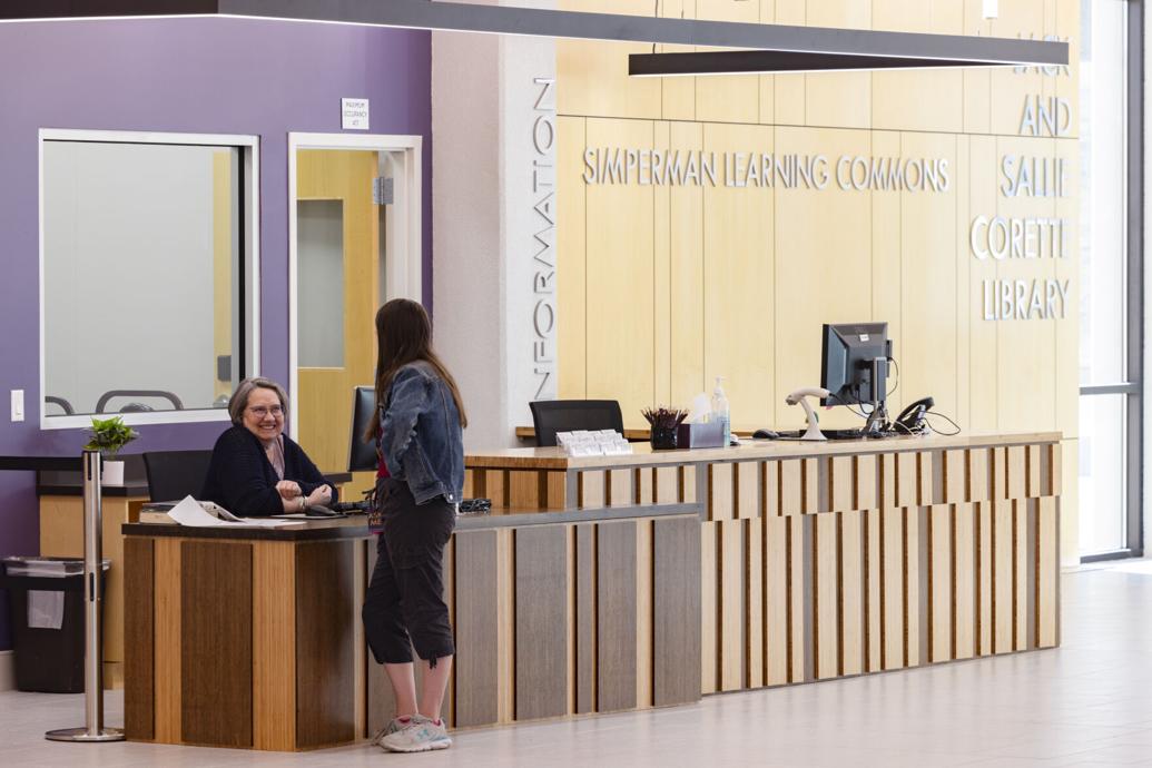 Carroll College welcomes students to new library