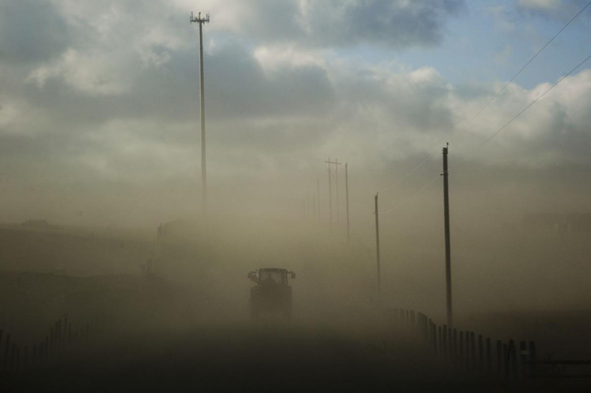 High winds hammering the Helena Valley