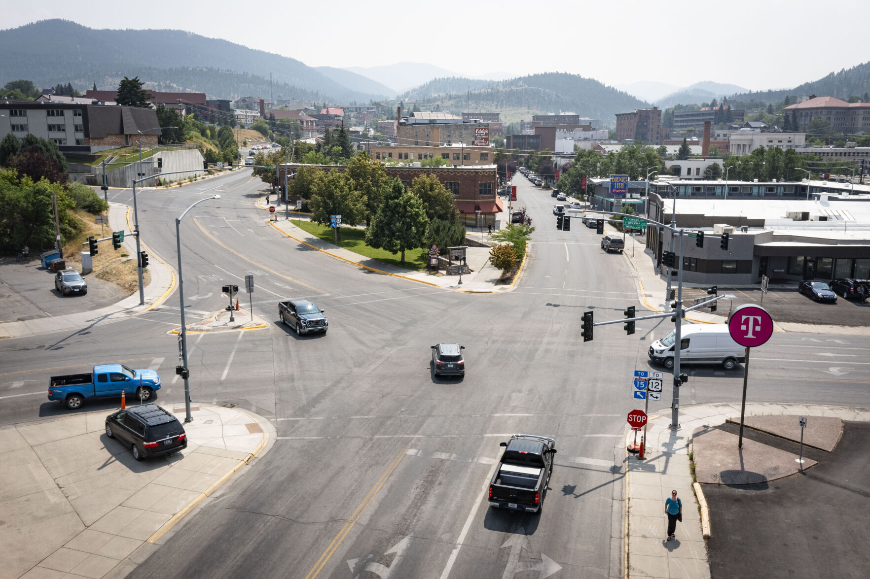 Helena talks mini-malfunction roundabout pros and cons