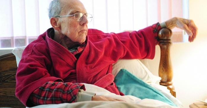 Dying of cancer, Fritz Behr refuses radiation, stops eating, has no regrets