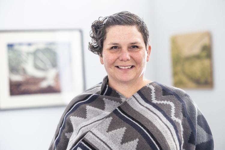 Holter to use grant for veteran, active military art classes