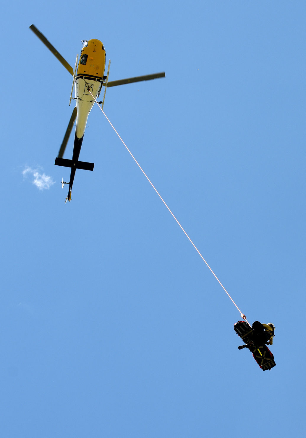 Forest Service helitack teams practice aerial rescue in Ninemile ...