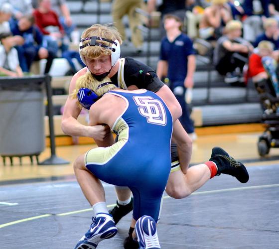 Five UHS wrestlers headed to state | Sports | herald-citizen.com