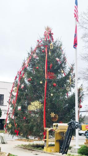 Christmas on the square | Local News | herald-citizen.com