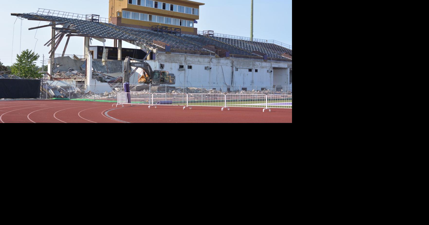 Peachtree Ave behind Tucker Stadium closes | Sports | herald-citizen.com