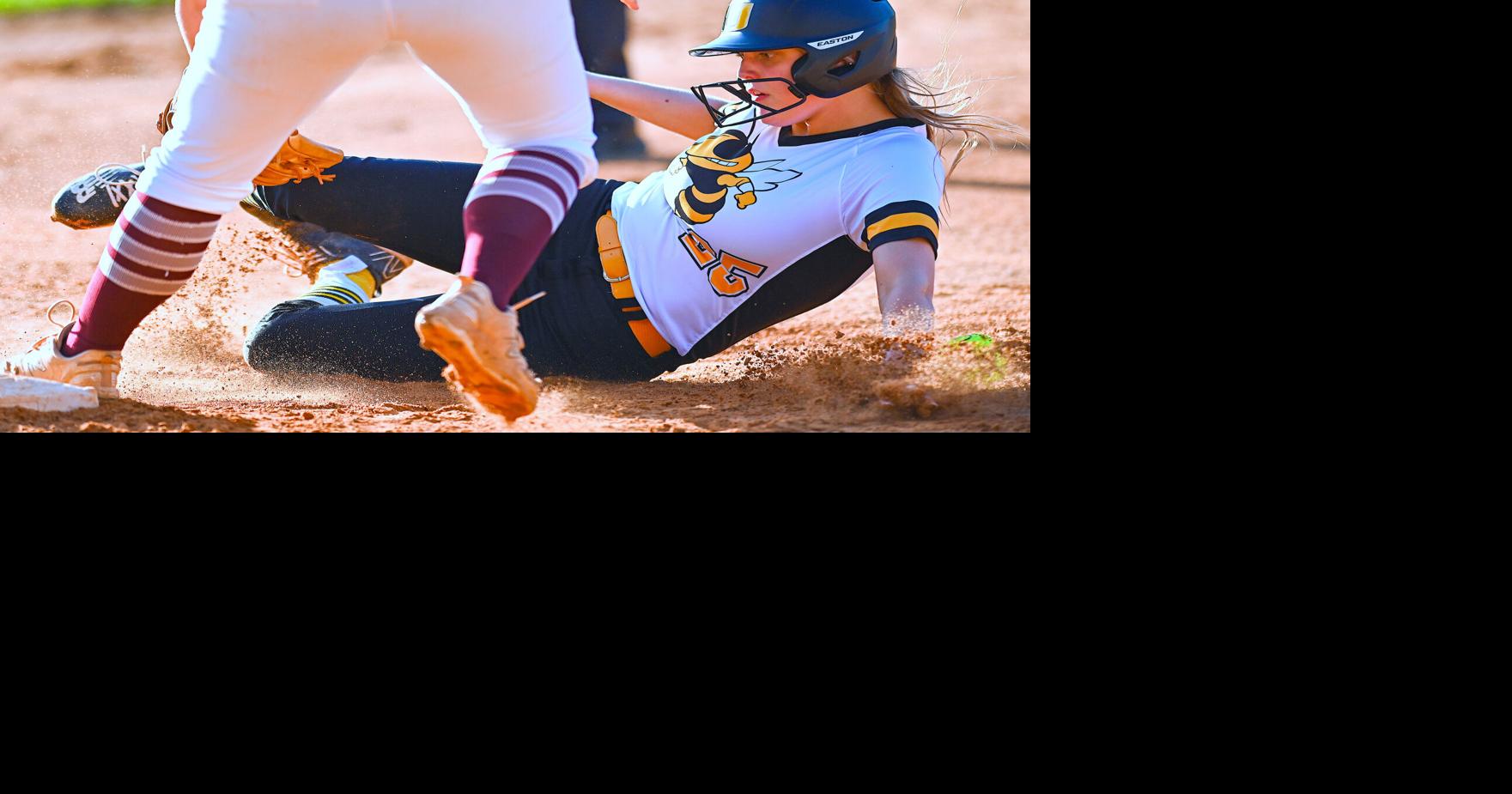 Lady Bees finally open postseason with win | Sports | herald-citizen.com