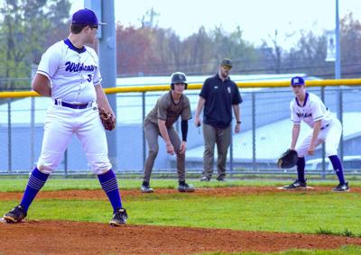 MHS baseball splits district twin bill vs Smith Co. | Sports | herald ...