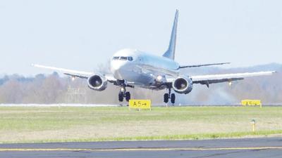 Upper Cumberland Airport handles first ever 737 | Local News | herald ...