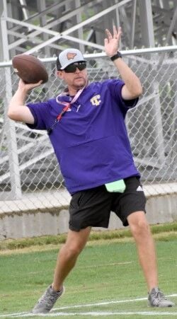 Blake Satterfield to handle defense at UHS | Sports | herald-citizen.com