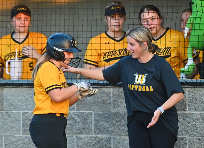 Lady Bees win program's 3rd region title | Sports | herald-citizen.com