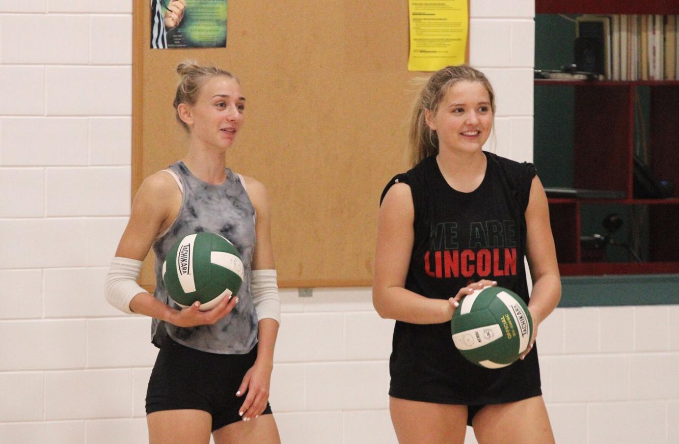 Lincoln's cross country running siblings Brenden and Becca Heitzig ...