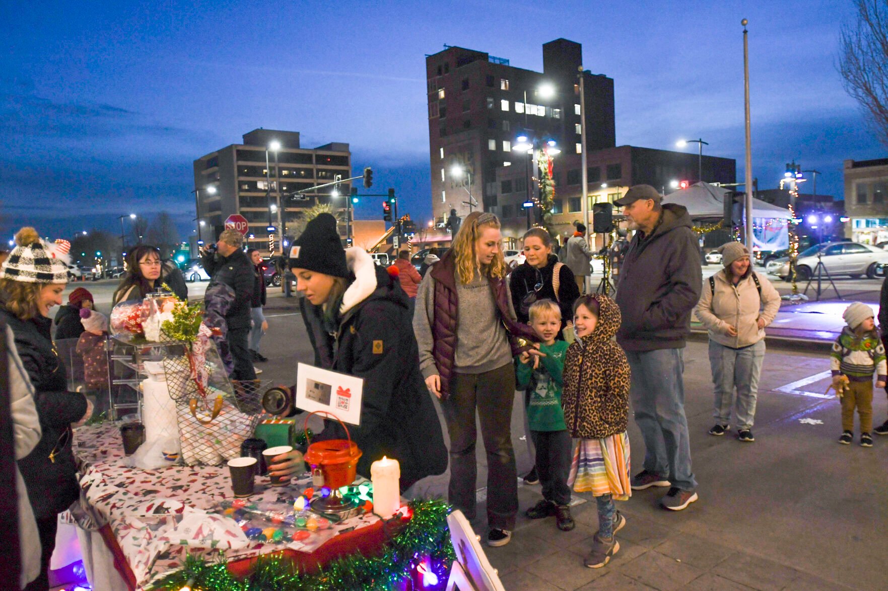 Downtown Decatur Christmas Walk, and tree lighting set for Wednesday