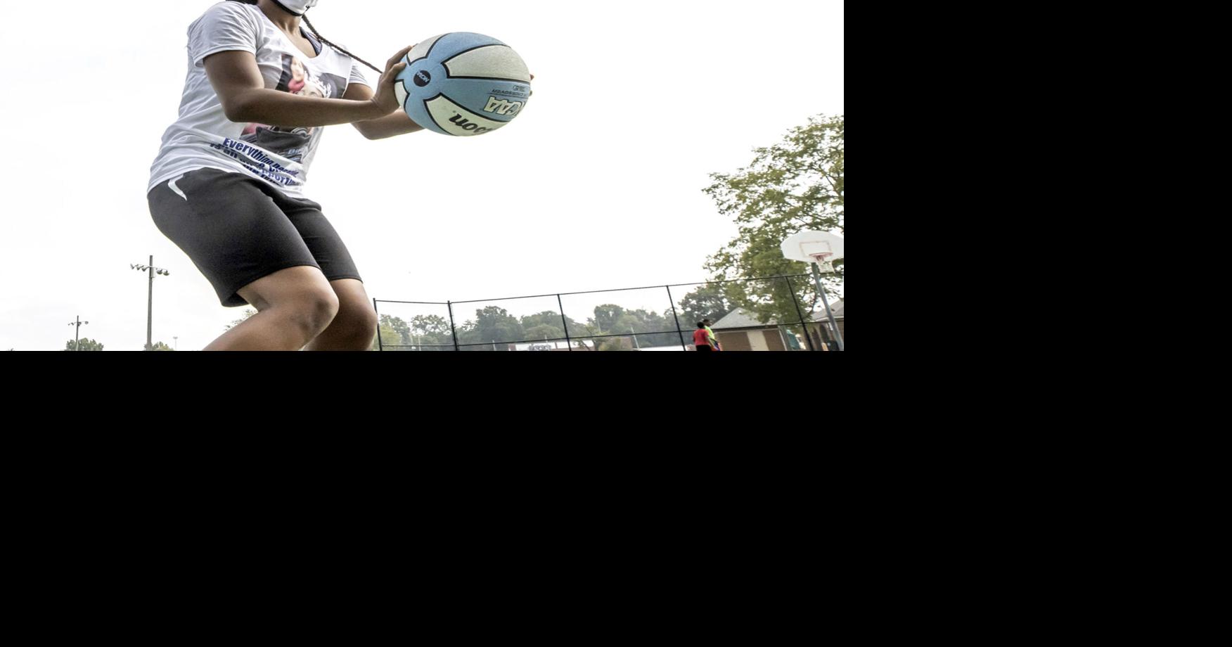How MacArthur guard Taya Davis used her platform and gave back to the ...