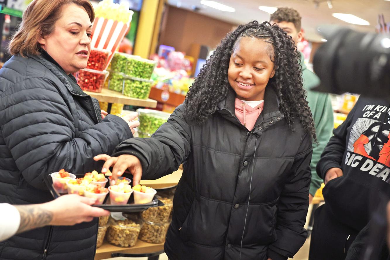 Panther Spice popcorn set to roar at Airport Plaza Kroger