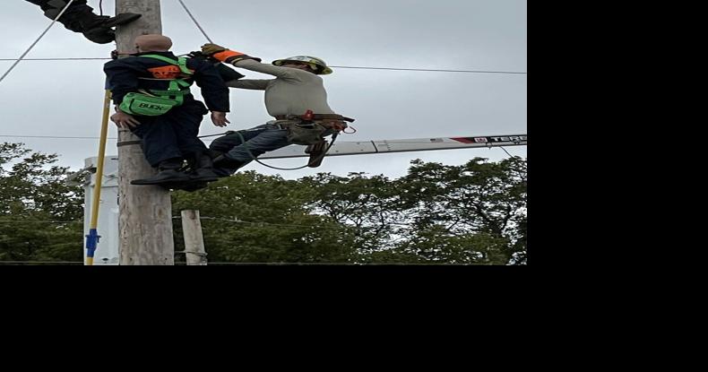 Ameren Illinois lineman compete among other linemen