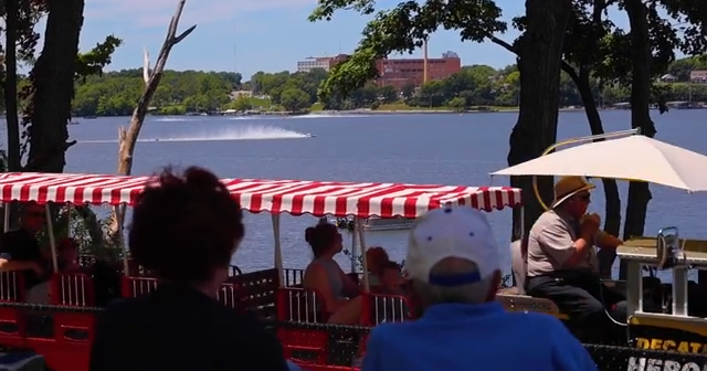 Boat races seen from around Lake Decatur