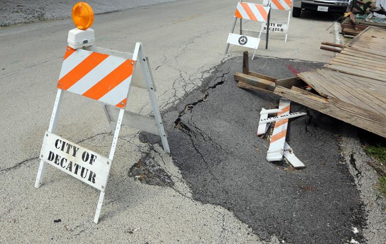 20-year resident of lakeside Decatur neighborhood worries sinkhole is ...