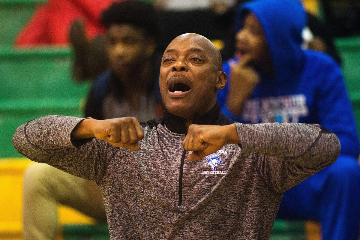 MacArthur boys basketball coach Ron Ingram resigns to focus on his health