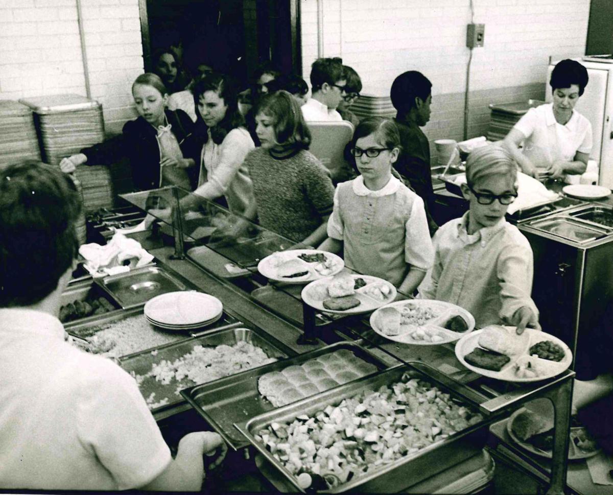 Gallery: A look back at what we wore in 1970s Decatur | State and ...