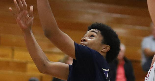 MacArthur's Mekhi Phillips forging his own path