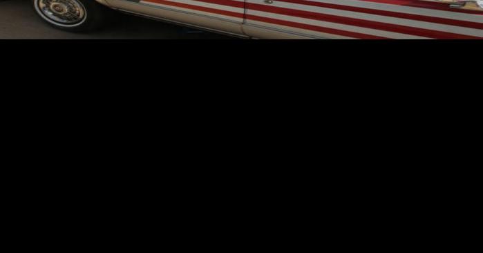 How do you promote amazing hamburgers? With a chicken car, of course!