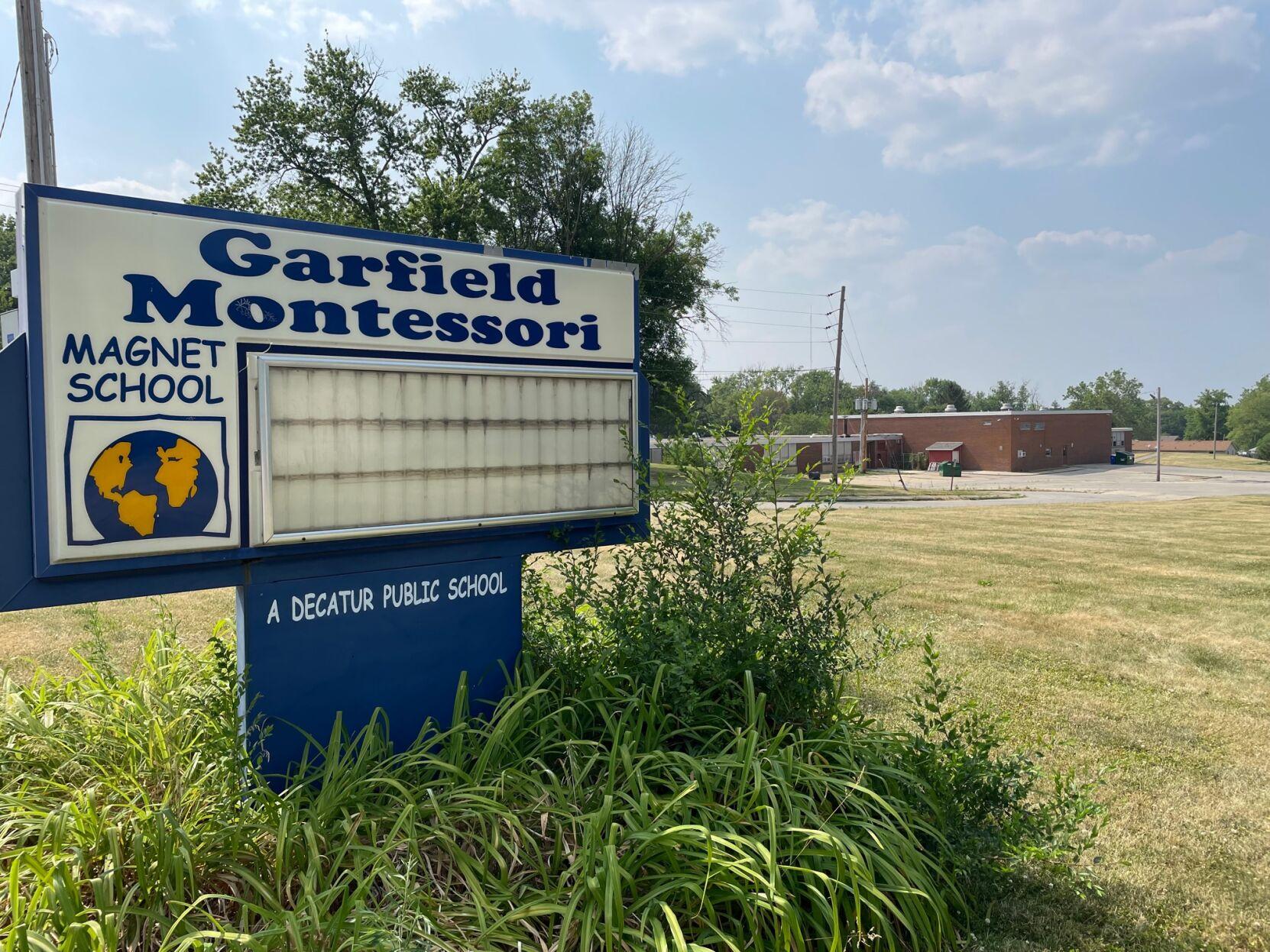 Decatur board to consider mobile classrooms for Dennis students