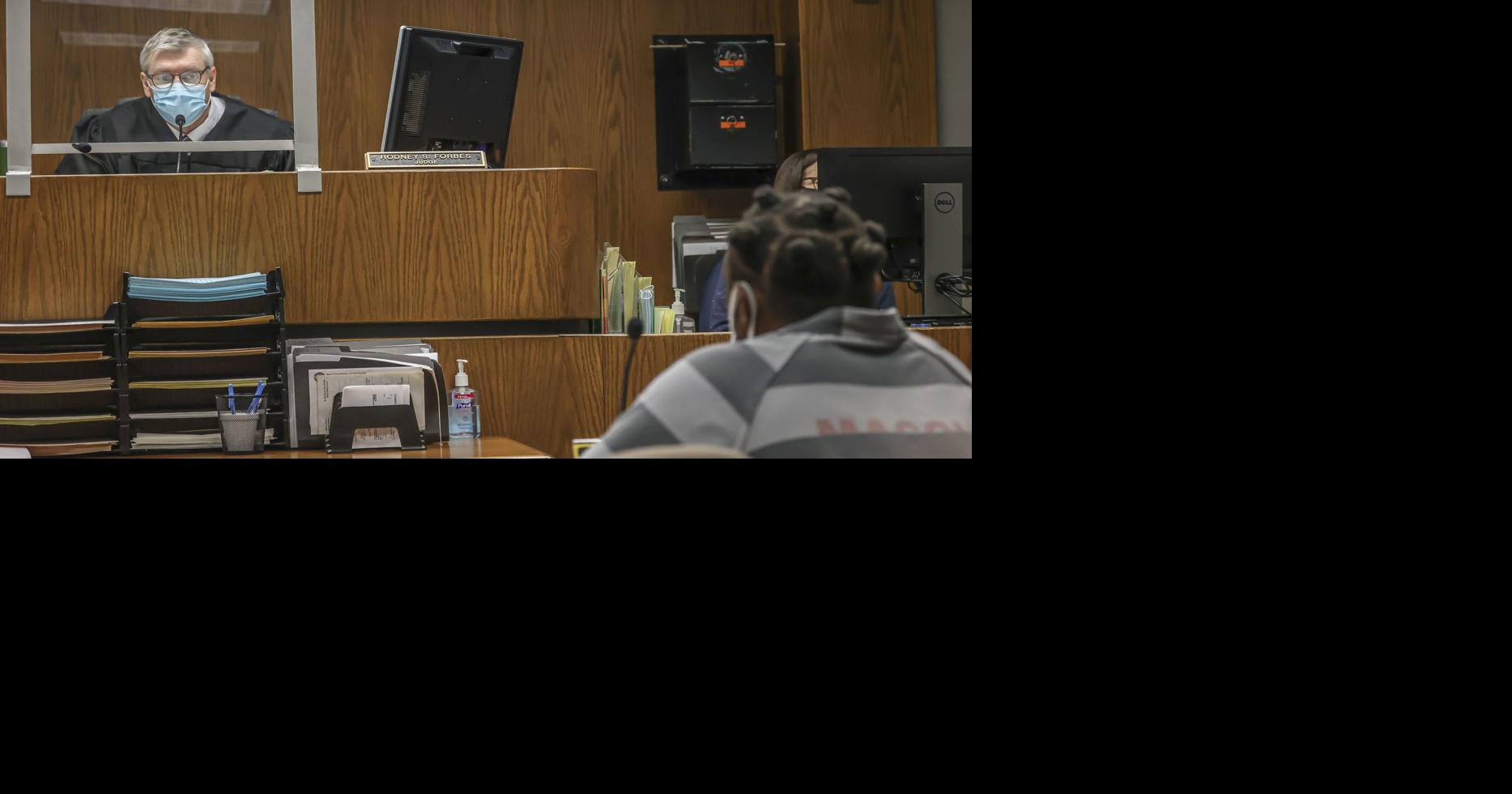 Decatur man's legal defense off to shaky start on charges he tried to ...