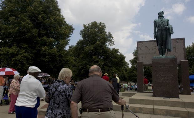 Decatur High School memorial dedicated