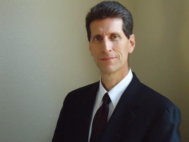 Hartman launches independent bid for Congress