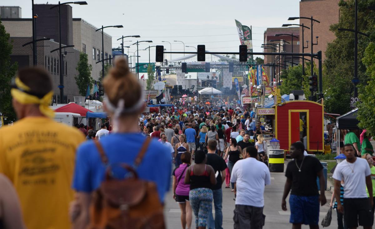 Celebration fence plan finds support, critics in downtown Decatur