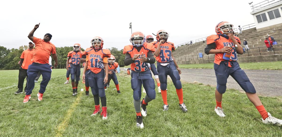 Moe Dampeer has the Decatur Bears ready for the spotlight | Football ...
