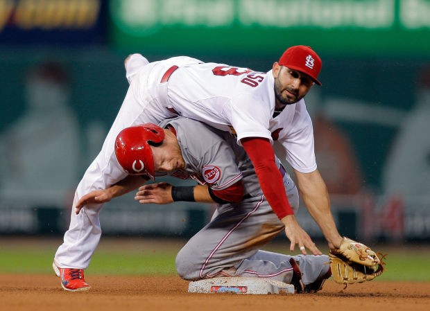 Lynn happy to best Cueto, Reds for sweep