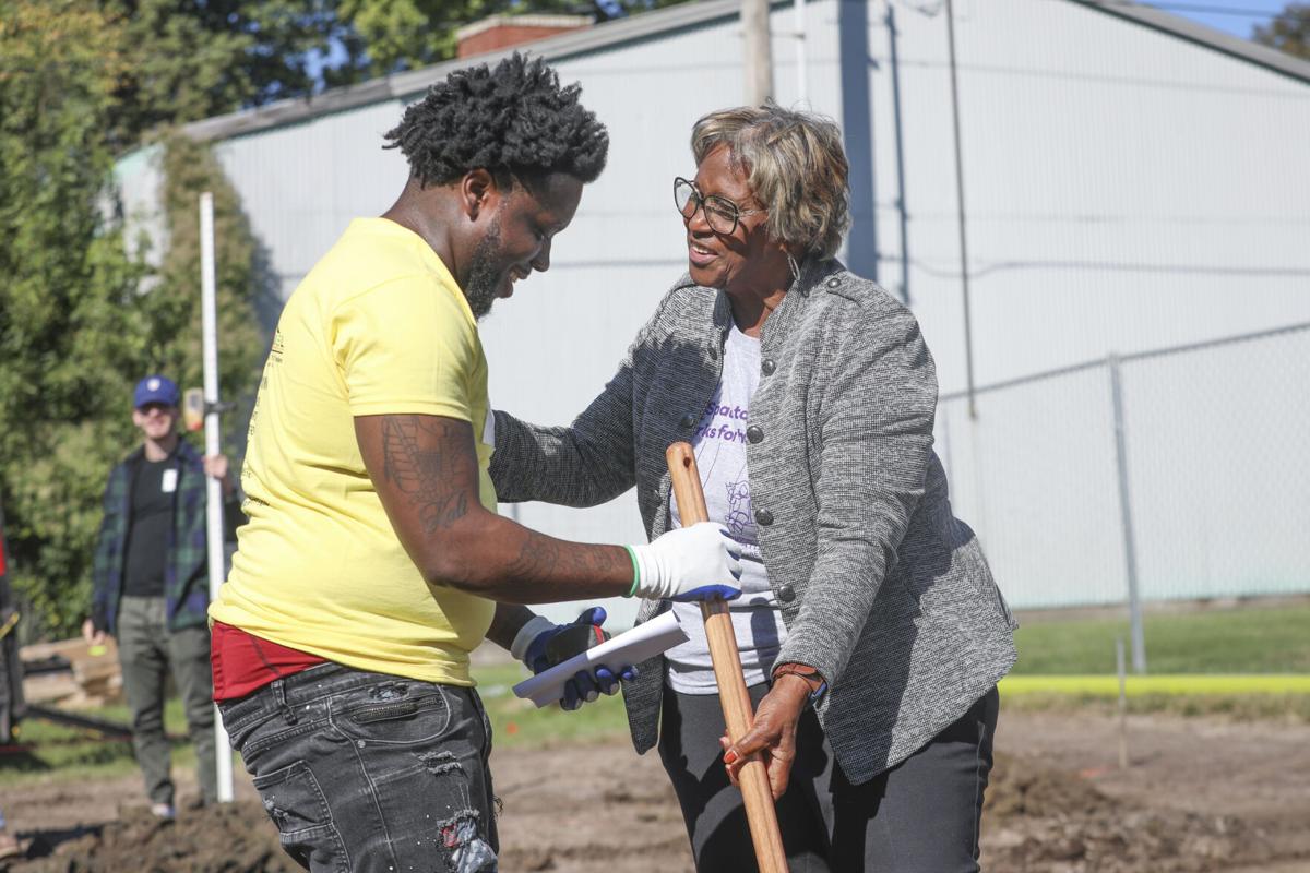 Hamilton, Turner spar in heated race for Decatur-Springfield state ...