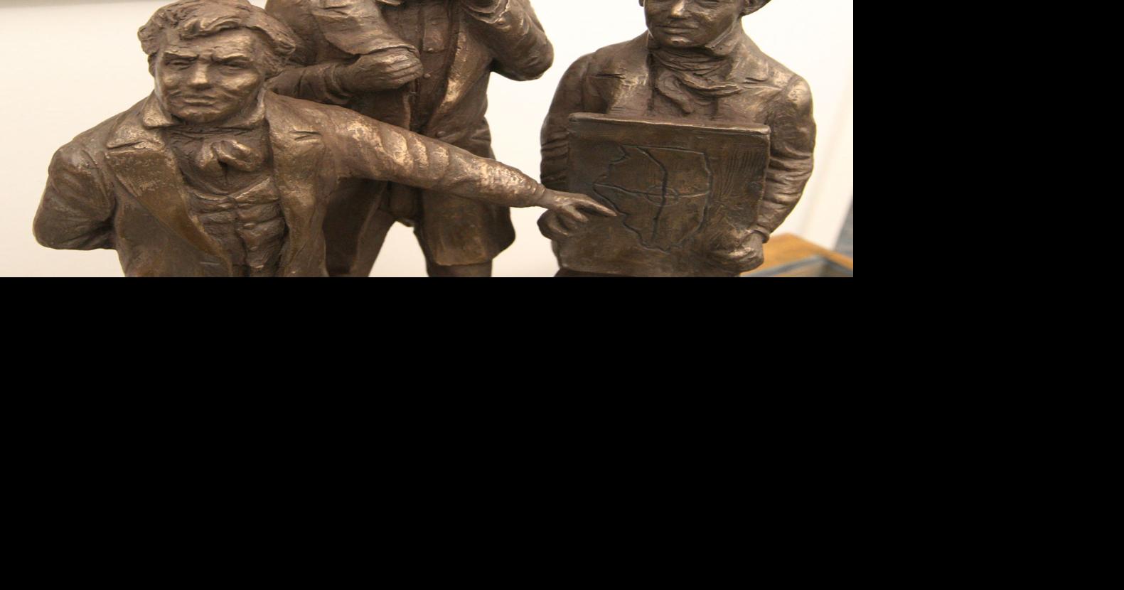 Lincoln statue finds home in Decatur library