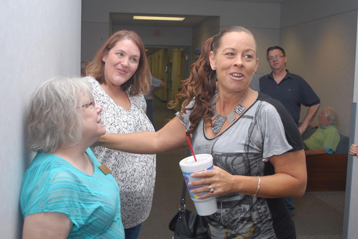 Lisa Creason's Instagram, Twitter & Facebook on IDCrawl