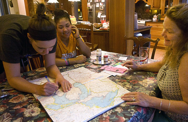 Lifetime links: Host families open homes to tournament golfers